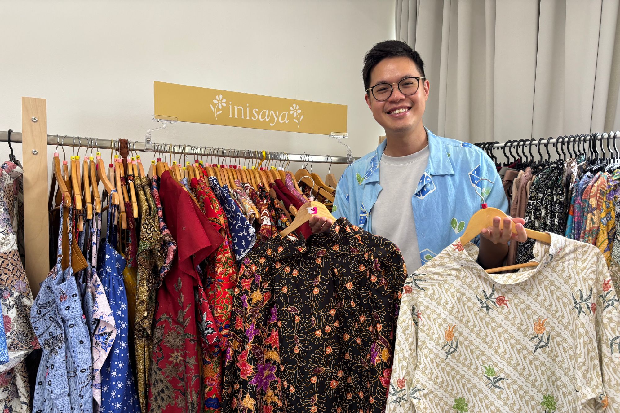 How 29-Year-Old Founder Of Inisaya Is Re-Inventing Batik For ...