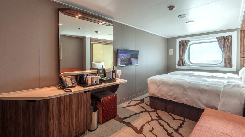 Guide To Genting Dream Cruise: Cabin Types, Activities, Food And ...